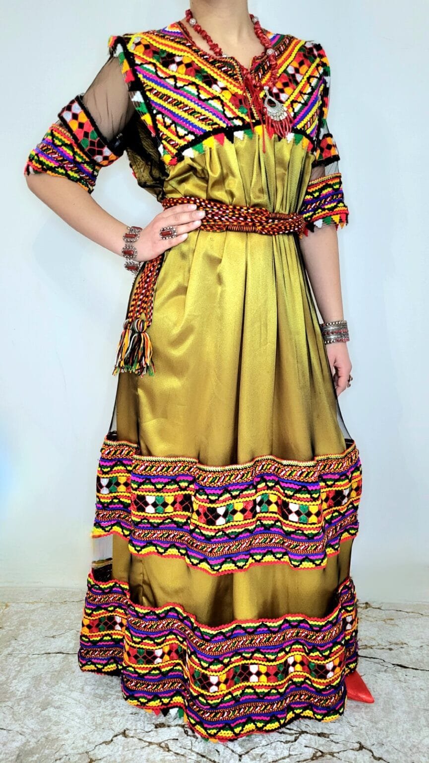 Robe kabyle Azza – Célèbr'Orient